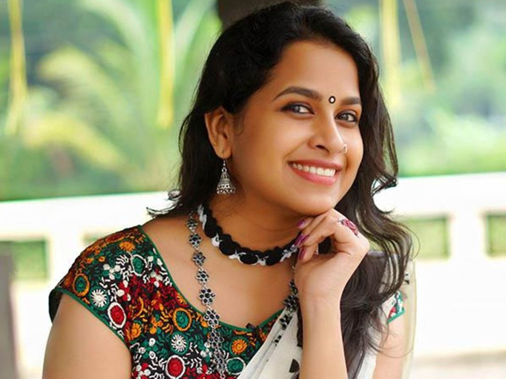 ‘അത്തരം സീനുകള്‍ ചെയ്യുന്നത് നമ്മളെ കൂടി കംഫര്‍ട്ട് ആക്കി’; സിനിമയിലെ ...